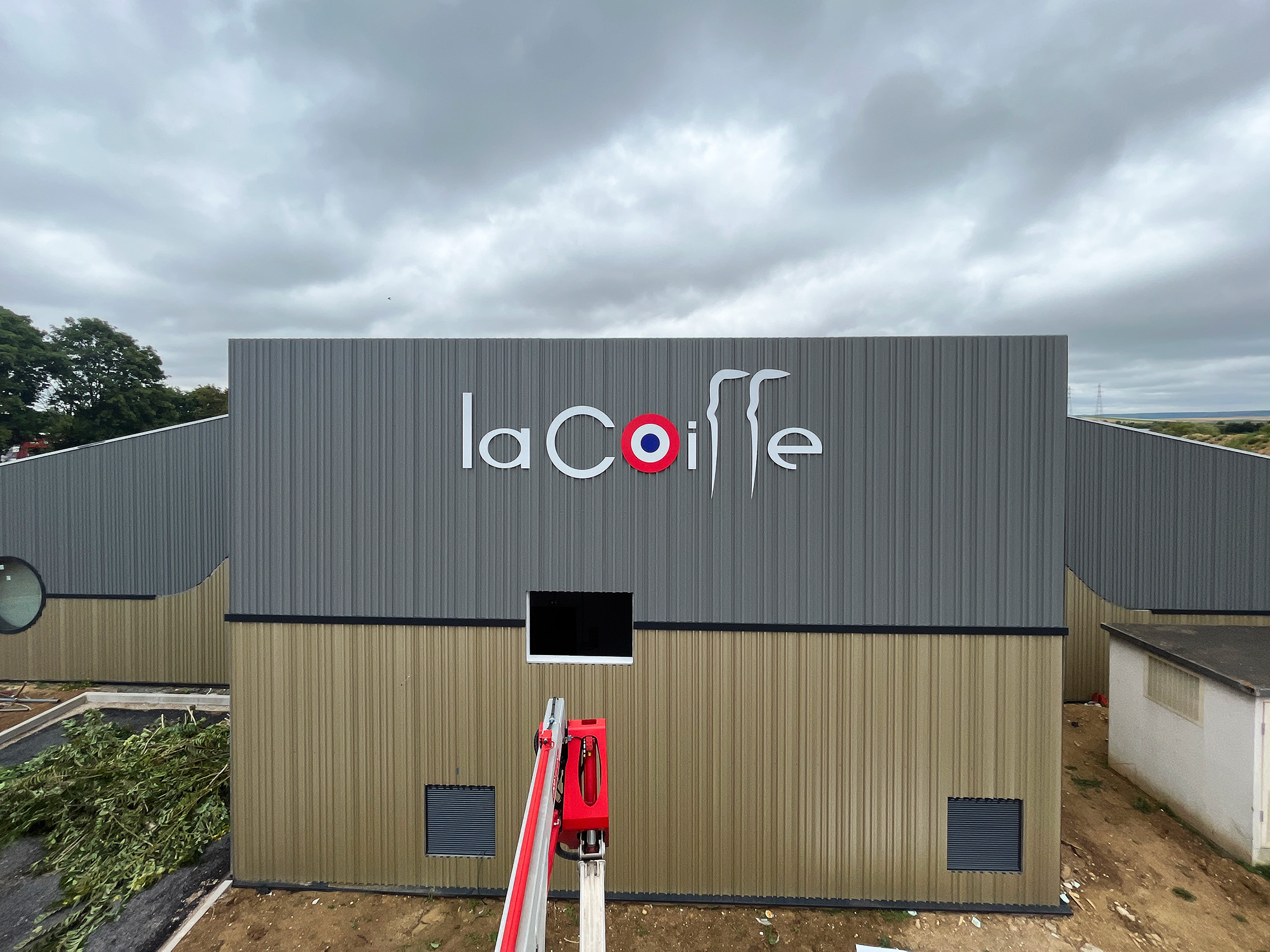 ENSEIGNES – LA COIFFE - Reims Publicité