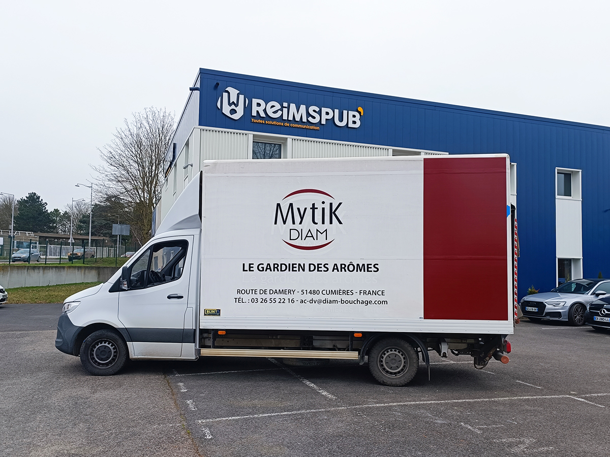 MARQUAGE VÉHICULE – MYTIK DIAM - Reims Publicité